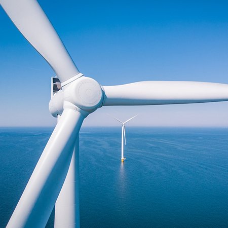 The first turbine of Italy’s first offshore wind farm, Beleolico, has ...